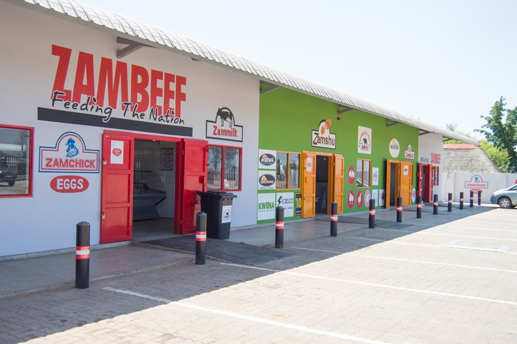 Zambeef Unveils Zambia’s First Environmentally Controlled Poultry House ...
